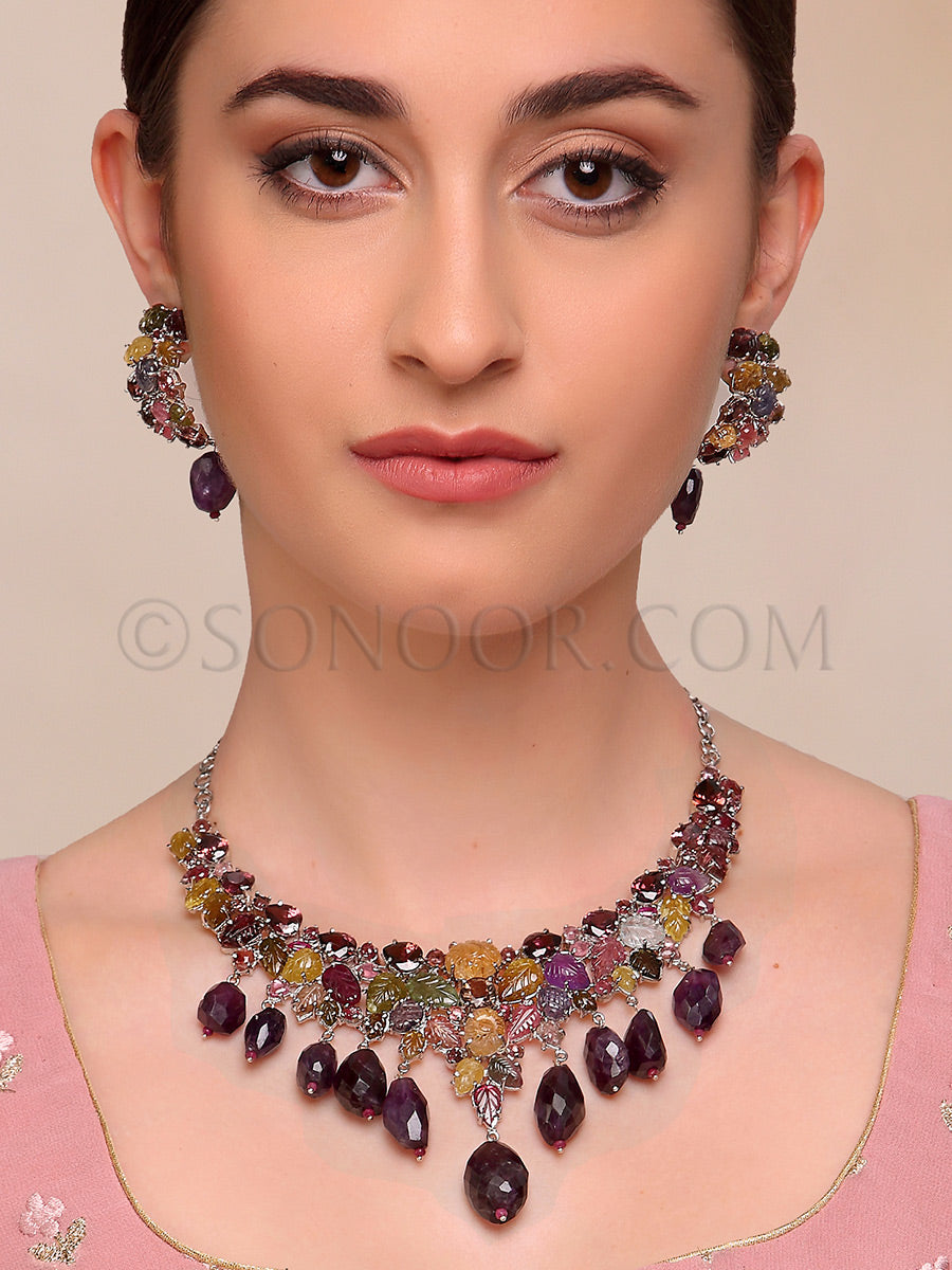 Ekiya Victorian Natural Stone Necklace Set – Sonoor